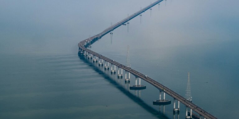 Building the Impossible: The History of the Lake Pontchartrain Causeway ...